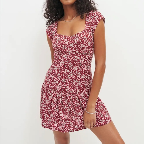 Reformation | Dresses | Reformation Olencia Dress Red Floral Size 6 ...